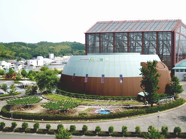 Tottori Nijisseiki Pear Museum Nashikkokan | CHUGOKU＋SHIKOKU×TOKYO (JAPAN)